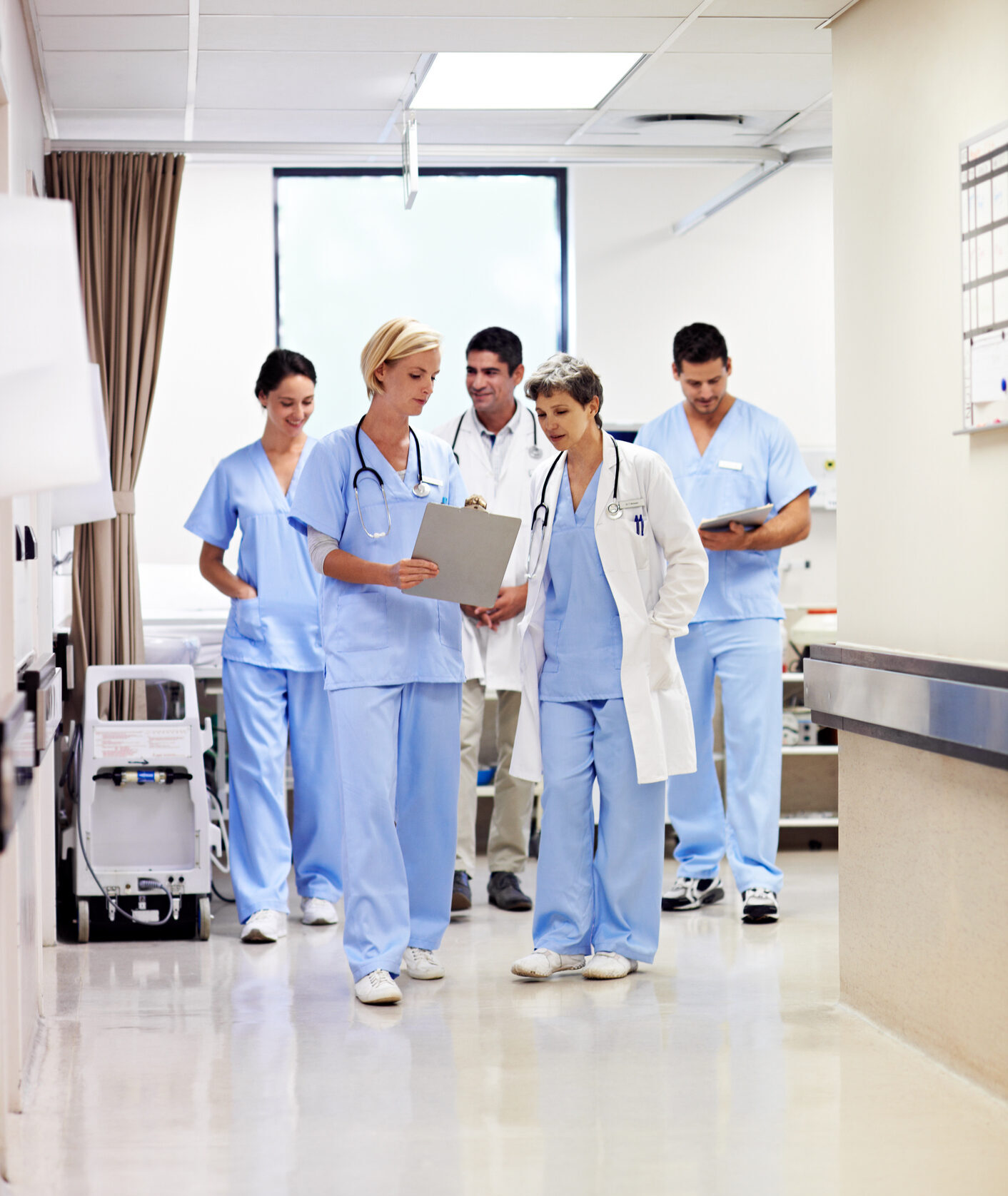 Live bambi_lu this woman is a gorgeous blond Brazilian who